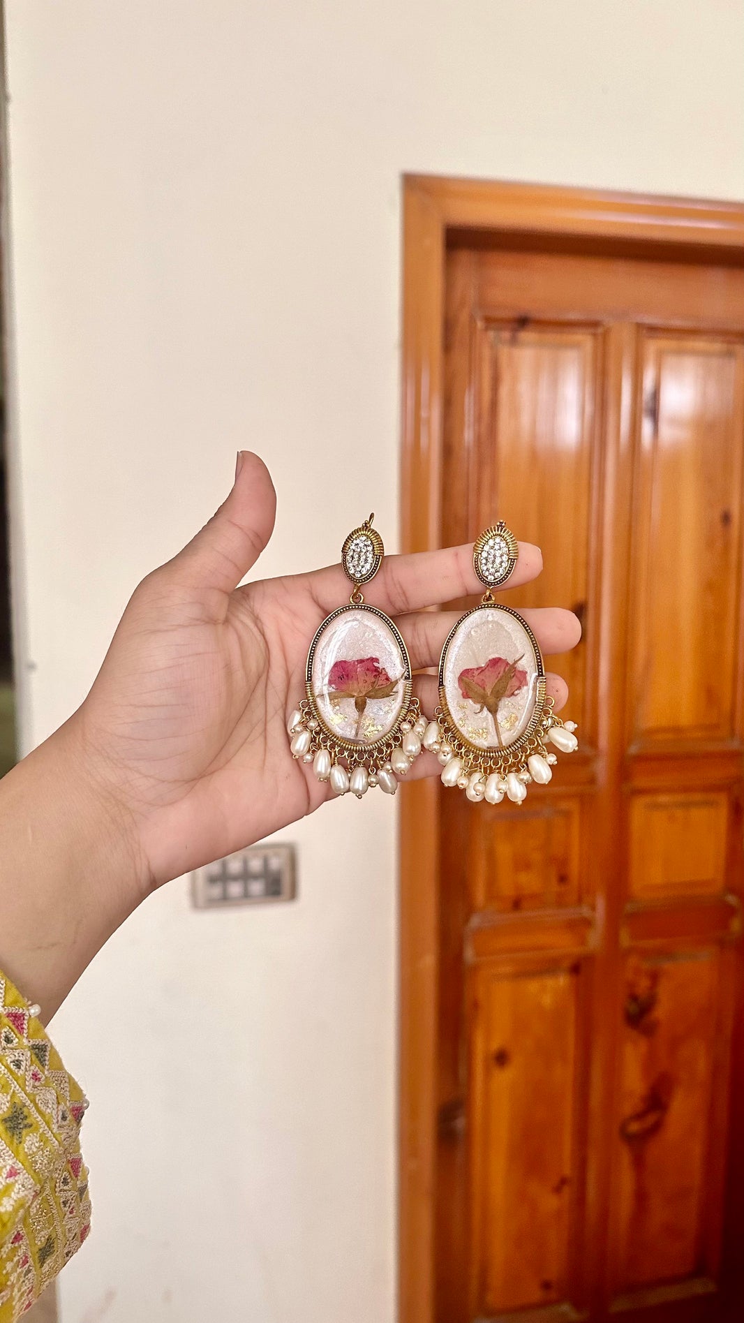 Jewellery – Resin Art by Kainaat